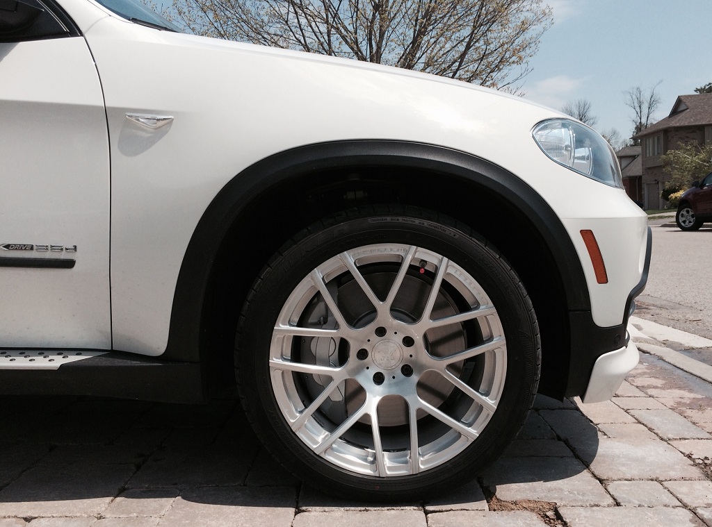 rusty wheel hub | BimmerFest BMW Forum